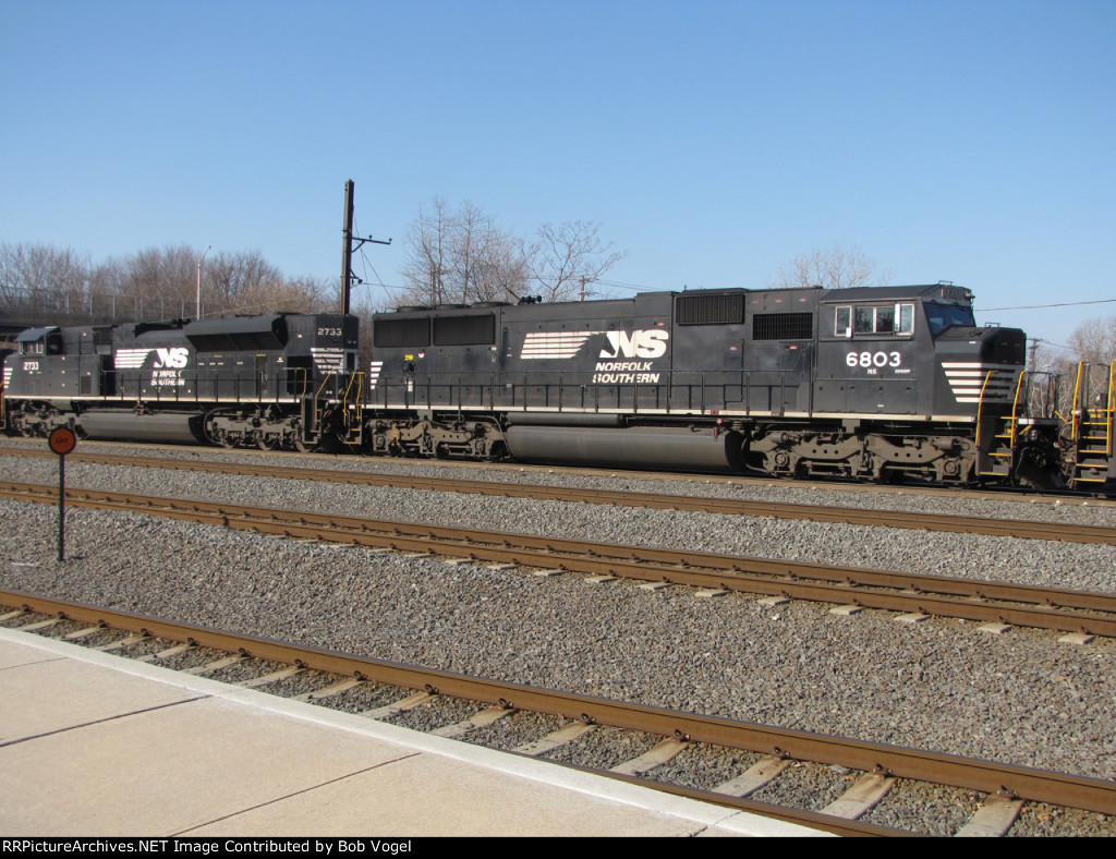NS 6803 and 2733